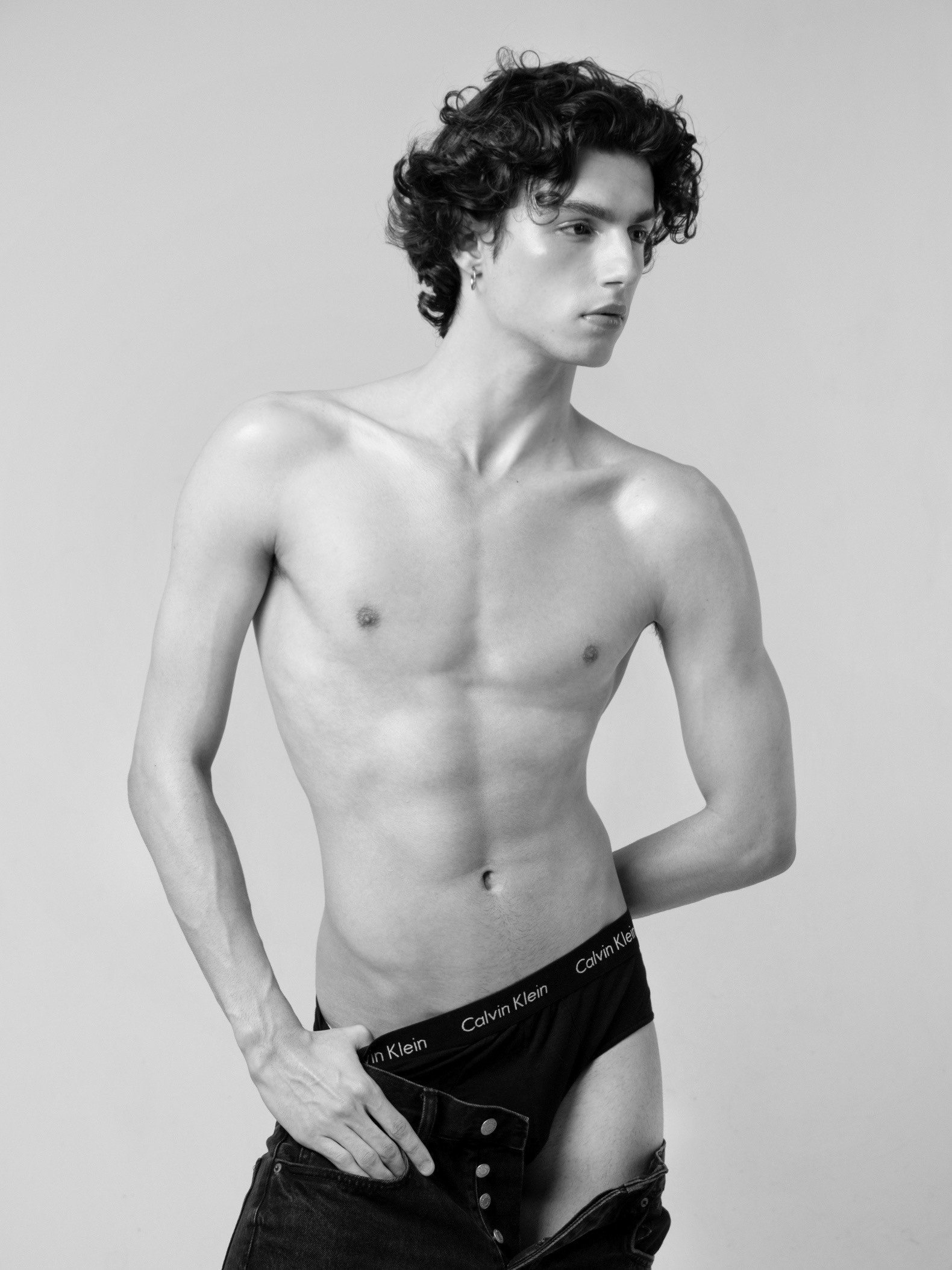 Modelo • Matheus Almeida • Another Agency